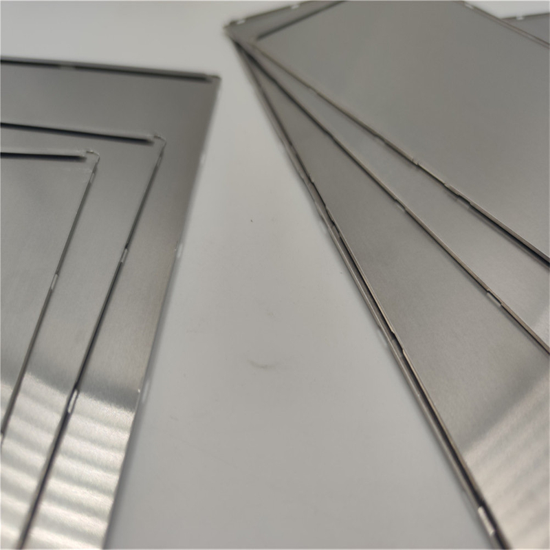 EV Automobile Engine Cover Luders Line Reduced Precision Casting Thick ...